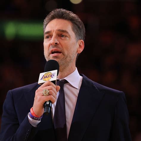 Photos Pau Gasols Jersey Retirement Ceremony Los Angeles Lakers
