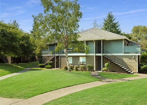 Kings Court Apartments 16300 Sw Estuary Drive Beaverton Or Rentcafe
