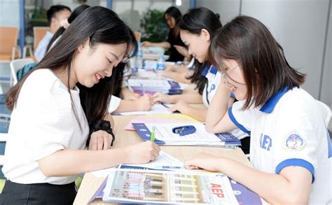 Nhiều Trường đại Học Tuyên Bố Bỏ Xét Tuyển Bằng điểm Học Bạ