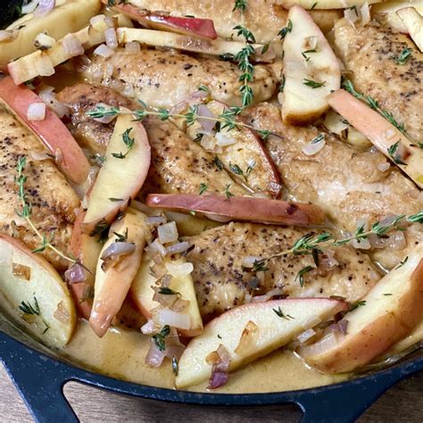 Chicken And Apples In Cider Cream Sauce Cali Girl In A Southern World