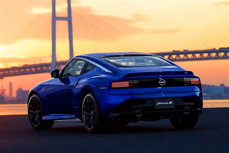 유니크한 색상으로 돌아온 신형 스포츠카 탑재된 신기능에 깜짝