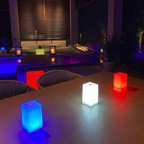 Pack Cub And Key Pack Of Three Cub Table Lamps And One Remote Control Votre Expérience Chez