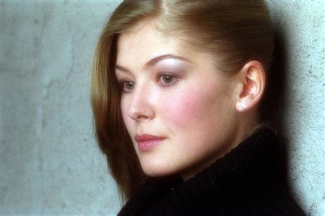 Rosamund Pike Says She Was Asked To ‘unzip And Drop Her Dress And