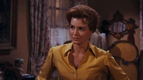 Angie Dickinson As Feathers In Rio Bravo 1959 Rclassicscreenbeauties