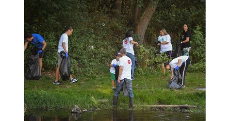 1000 доброволци на инициативата „Моят зелен град“ почистиха над 30 км крайбрежни зони