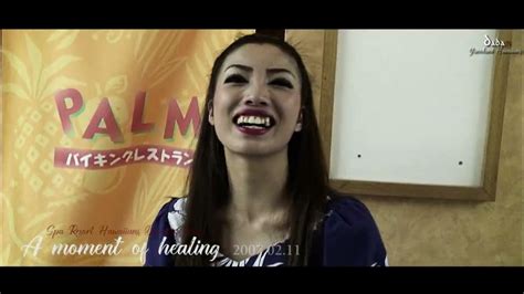 フラガール 7【 癒しのひととき 】グランドポリネシアンショー 終了後のダンサーさん Feb 11 2007 スパリゾートハワイアンズ Youtube