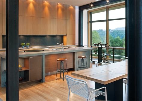 Carlton Clads North Carolina Home In Dark Cedar And Weathering Steel