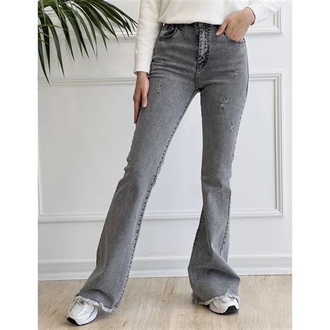 شلوار بوت کات ️ شلوار جین دمپا زنانه در مدل های جدید 1402 آی‌بولک