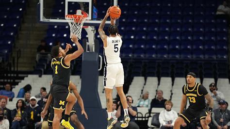 3 Takeaways From Michigan Basketballs Evasion Of Penn State
