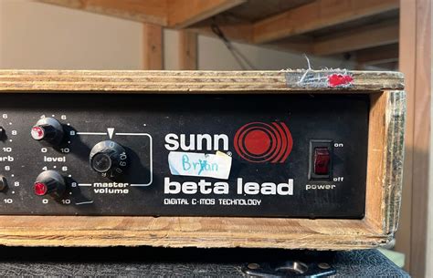 Sunn Amplification — Behind The Scenes Of The Relationship Between Red