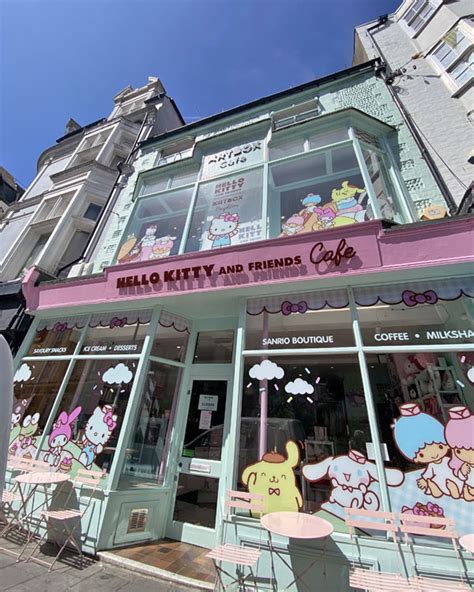Kitty Cafes In Japan