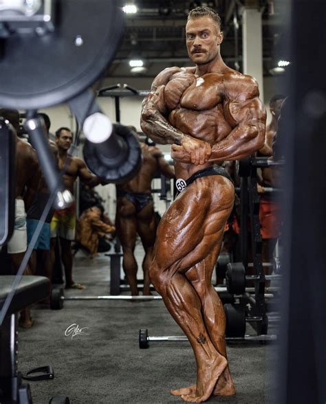 Pin By Veronica On Cbum Best Bodybuilder Bodybuilding Pictures
