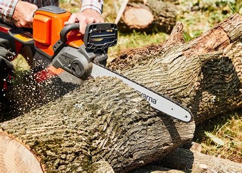 Gas Vs Battery Chainsaw What Is Better
