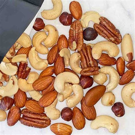 Roastedunsalted Deluxe Mix Western Nut Company Inc