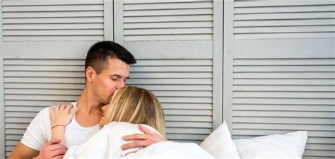 رابطه جنسی زن و شوهر در شب جمعه فواید معنوی و تأثیرات آن از نگاه اسلام