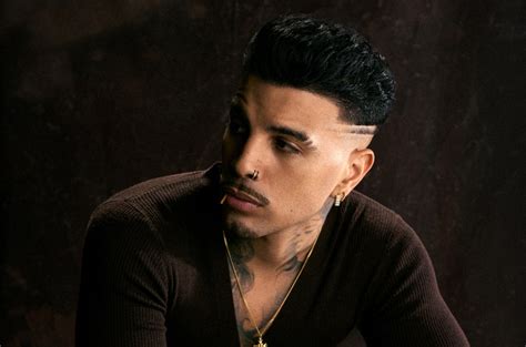 Rauw Alejandro Surprises Fans With Pop Up Concert In Mexico City News