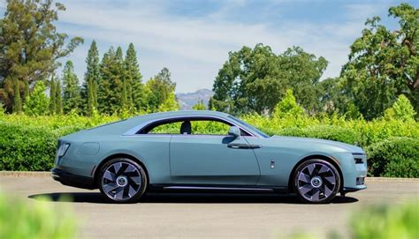 롤스로이스 스펙터 차원이 다른 6억 원대 전기차의 세계