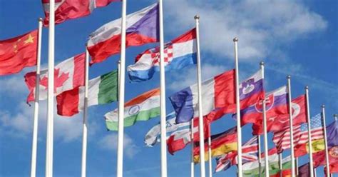 Топ 10 најстари државни знамиња во светот Кајгана