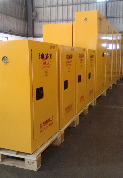 TỦ ĐỰng HÓa ChẤt ChỐng ChÁy Yakos65 CỬa TỰ ĐÓng Model Ccg 012 Aa A