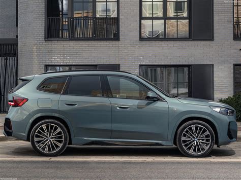 Bmw Ix1 Uk 2023 Pictures Information And Specs