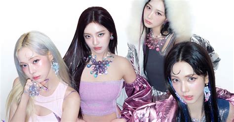 차트 정복한 쇠일러문 에스파 슈퍼노바 써클차트 5주 연속 1위