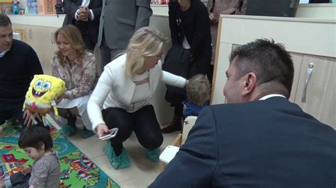 Министар Ђорђевић посетио Центар за заштиту одојчади деце и омладине у Звечанској Youtube