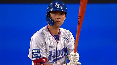 다음스포츠 안주형 역전에 성공하는 2타점 적시타 4회말