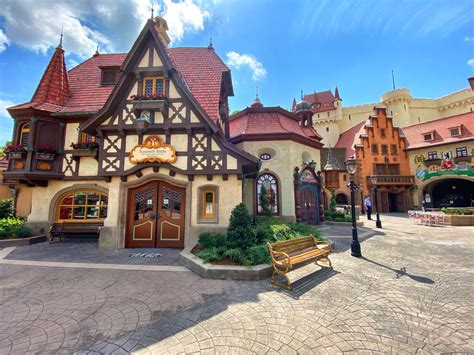 The Ultimate Guide To Epcots World Showcase Park Savers