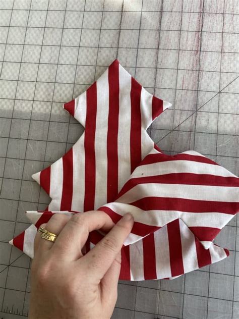 Holiday Freebies Festive Fabric Trees Patterns For Pirates