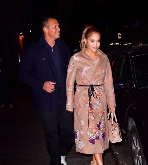 Jennifer Lopez Fall Outfits Popsugar Fashion