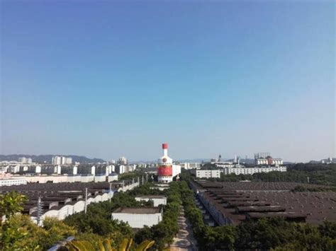 五糧液砸25億造車成功，看完車標沒忍住，設計師喝了不少 每日頭條