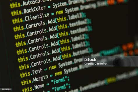 진짜 C 코드 화면을 개발입니다 프로그래밍 워크플로 추상 알고리즘 개념입니다 표시는 C 코드의 라인입니다 데이터에 대한 스톡 사진 및 기타 이미지 Istock