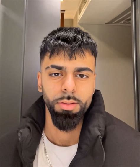 Proshield Foam And Spray Skin Cleanser 235ml