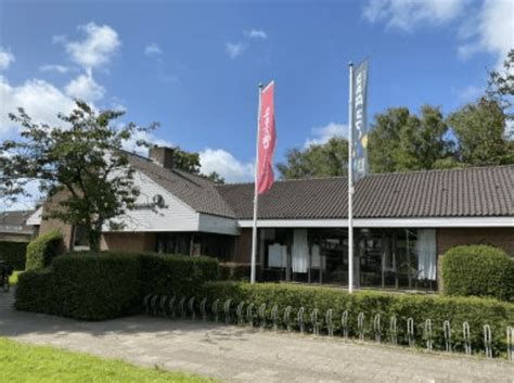 Café T Einde Trynwâlden Online