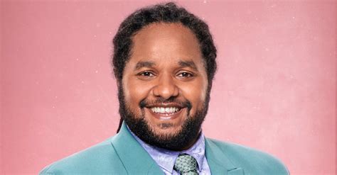 strictly star hamza yassin reveals real reason he s single