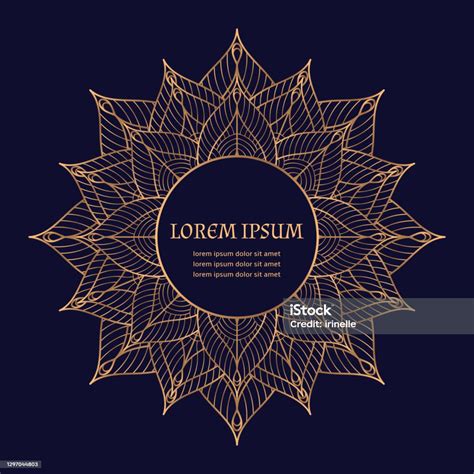 럭셔리 공작 깃털 꽃 로얄 패턴 벡터 프레임 민족 연꽃 만다라 라벨 웨딩 파티 초대 뷰티 스파 살롱 전단지 요가 스튜디오 날짜 휴일 카드를 저장합니다 0명에 대한 스톡 벡터