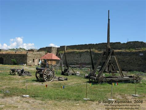 Білгород-Дністровська фортеця. Виставка стародавньої зброї на ...