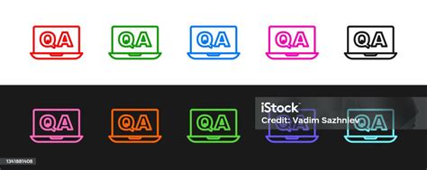 흑백 배경에서 격리된 질문 및 답변 아이콘으로 줄 음성 거품을 설정합니다 Q 및 기호 Faq 기호 채팅 음성 거품 및 차트 벡터 0명에 대한 스톡 벡터 아트 및 기타 이미지