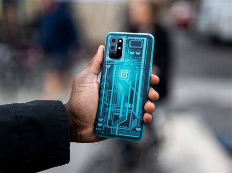 Oneplus Launches Oneplus T With Warp Charge