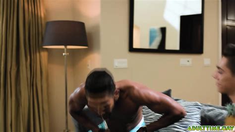 Luka Phoenix Makes Benvis Professionalism Put To A Test After Meeting Him Eporner