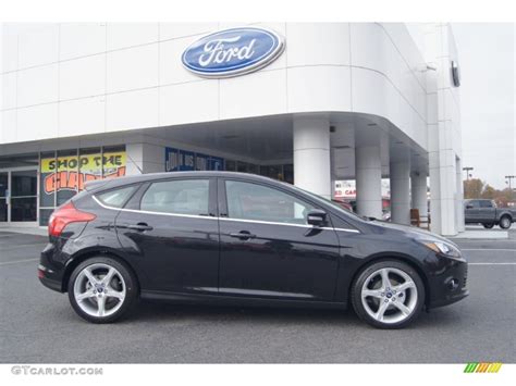 Tuxedo Black 2013 Ford Focus Titanium Hatchback Exterior Photo