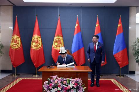 Монгол Улсын Их Хурлын дарга Г Занданшатар Бүгд Найрамдах Киргиз Улсын парламентын дарга Н