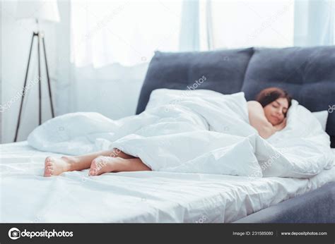 Сон черви в кровати 98 фото
