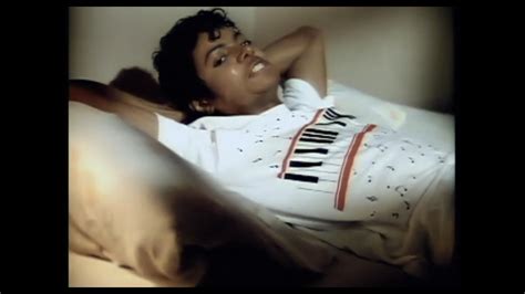 Michael Jackson Beat It 1983