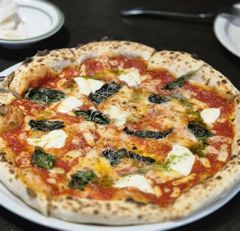 부평 인브스 키친 본점 단아한 한옥에서 즐기는 이태리 음식 마르게리타 피자 해물 크림 파스타 비스테카 포르치니 리조또