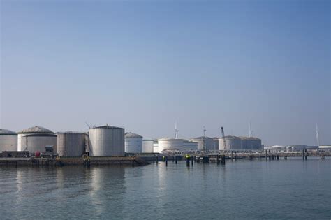 산업 지역 항공 전망 석유 및 가스 산업 정유 공장 석유 저장 탱크 및 파이프 라인 강철에서 정유 공장 0명에 대한 스톡 사진 및 기타 이미지 Istock