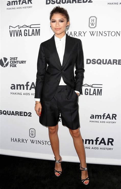 Zendaya Feet Size 10 Euphoria Star Hd Photos