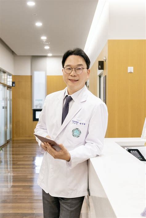 이대대동맥혈관병원 진료 개시초대 병원장에 송석원 교수 네이트 뉴스