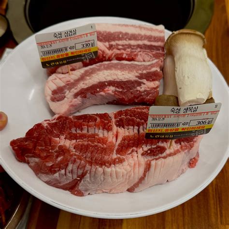 노란돼지집•평택맛집•용이동맛집•용죽지구맛집•소사벌맛집•원곡맛집 요즘 같이 쌀쌀한날에 노란돼지집 에서 한우왕된장 먹자‼️영상 찍는데도 주문이 된장찌개가 들어오다니 일반