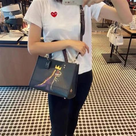 Coach Basquia聯名款 C5661塗鴉托特包 H L精品店